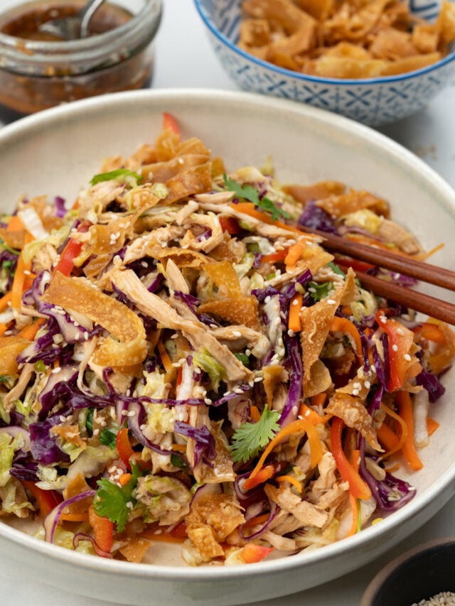 Everyday Lettuce Salad - The flavours of kitchen