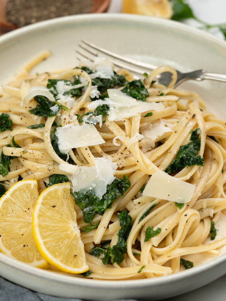 Lemon Kale Pasta - The flavours of kitchen